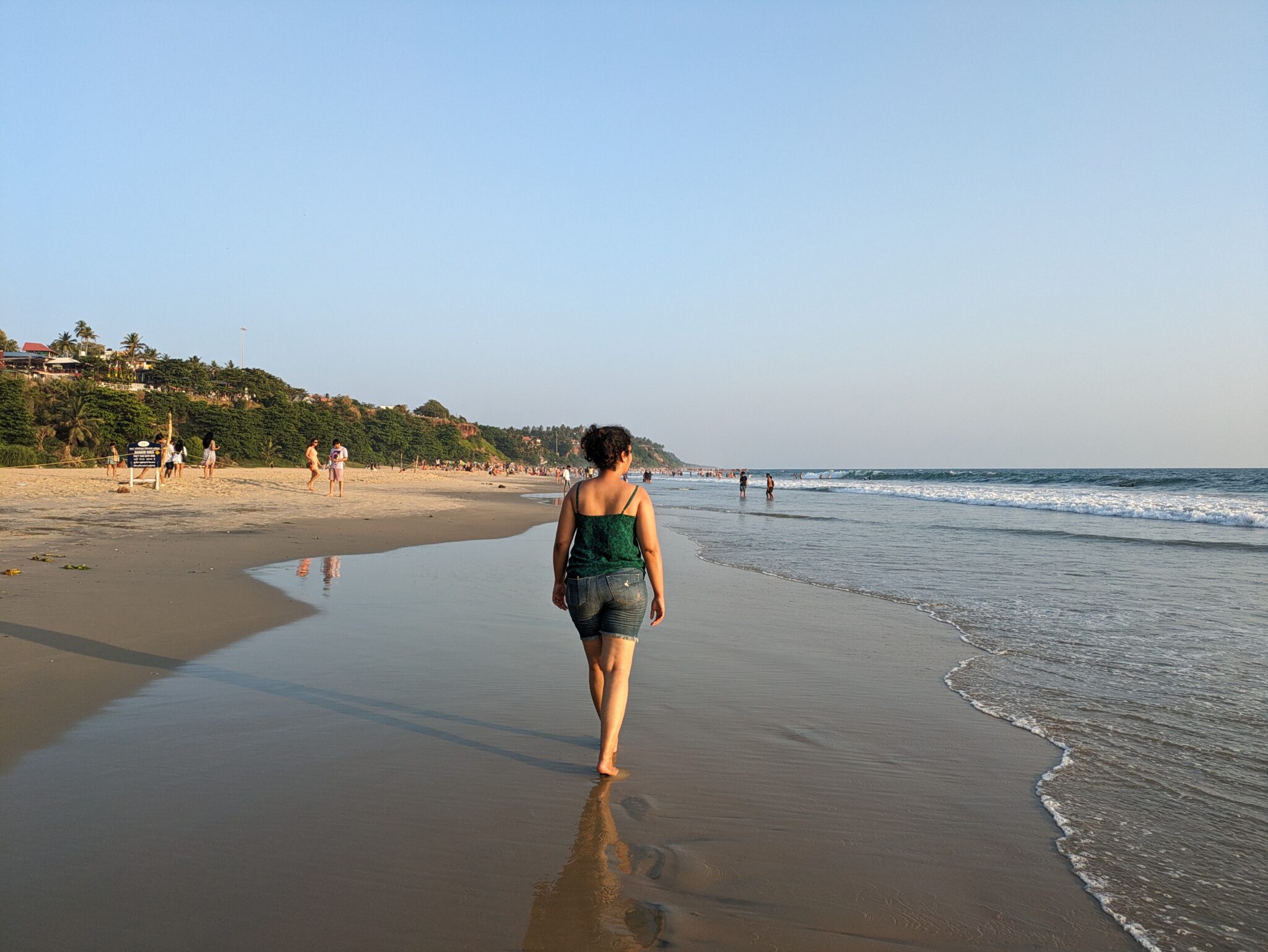 Varkala Uncovered: Exploring Spectacular Cliffs and Tranquil Beaches ...